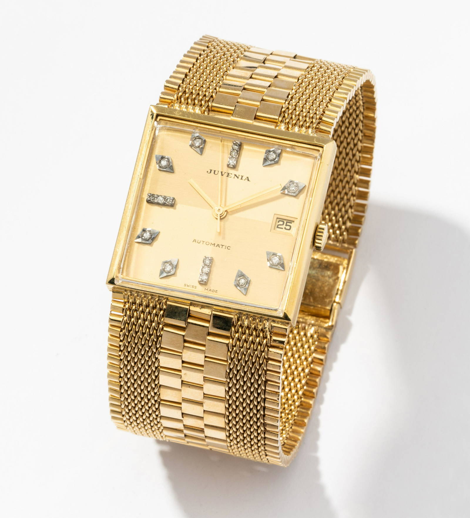 Juvenia 18 Karat Yellow Gold And Diamond Calendar Watch Auction