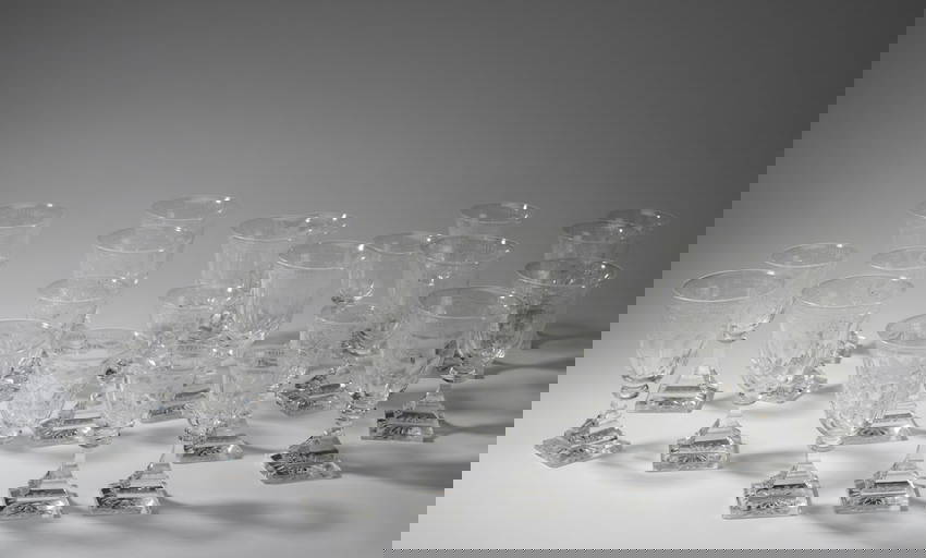 Steuben "strawberry Mansion" Etched Glass Stemware Service