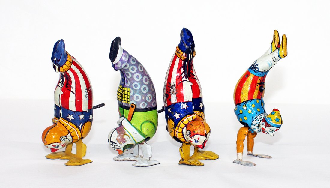 4 Handstand Clowns