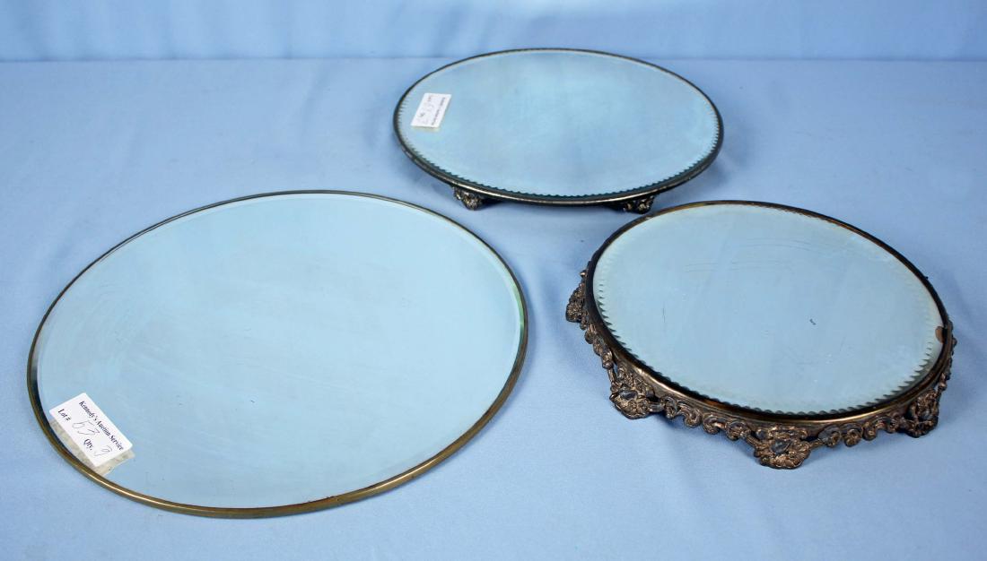 Group Of 3 Plateau Mirrors In Graduated Sizes
