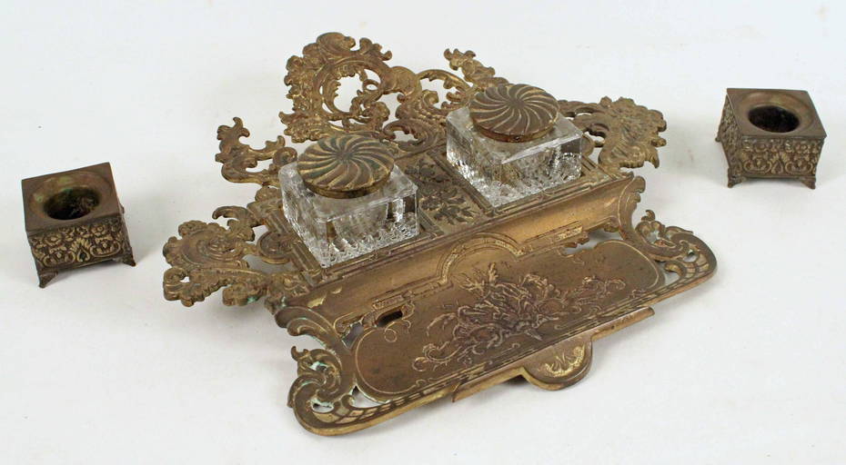 Victorian Bronze/brass Inkwell