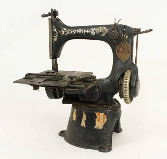 Rare Singer 24 19 Sewing Machine