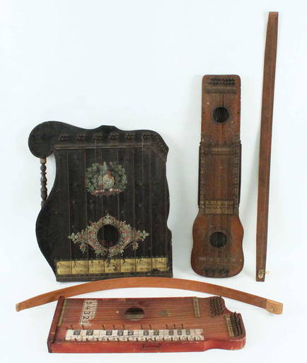 Harpeleik, Ukelin & Pianolin Stringed Instruments
