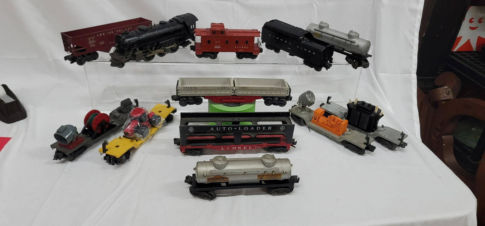 Lionel Post War Train Set Auction