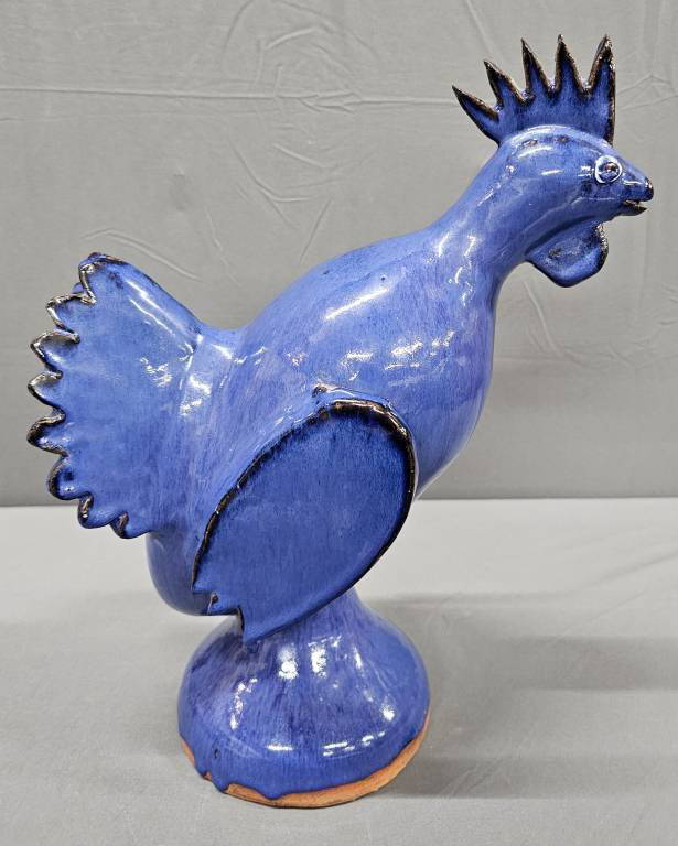 James Roddy Folk Pottery Cobalt Blue Chicken 1997 Auction