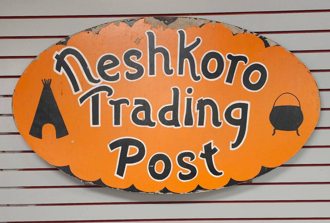 Rare 1950s Neshkoro Trading Post Sign Auction