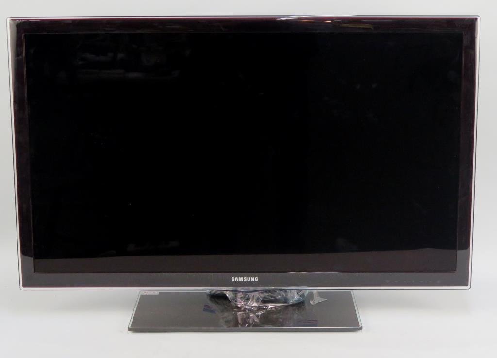 Samsung Flat Screen TV Monitor - Apr 17, 2016 | Hutter Auctions NYC in NY