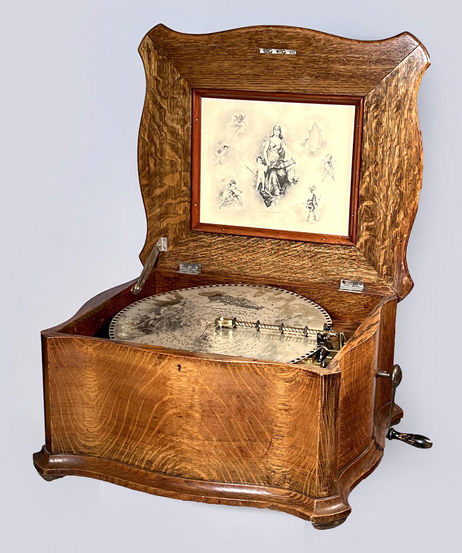 Regina Double Comb Disc Music Box, Model 50, 21 Regina Discs.