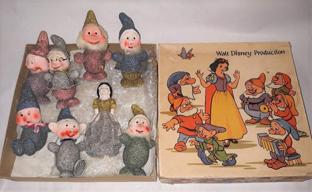 1940s Boxed Set of WDP Snow White Candy Containers