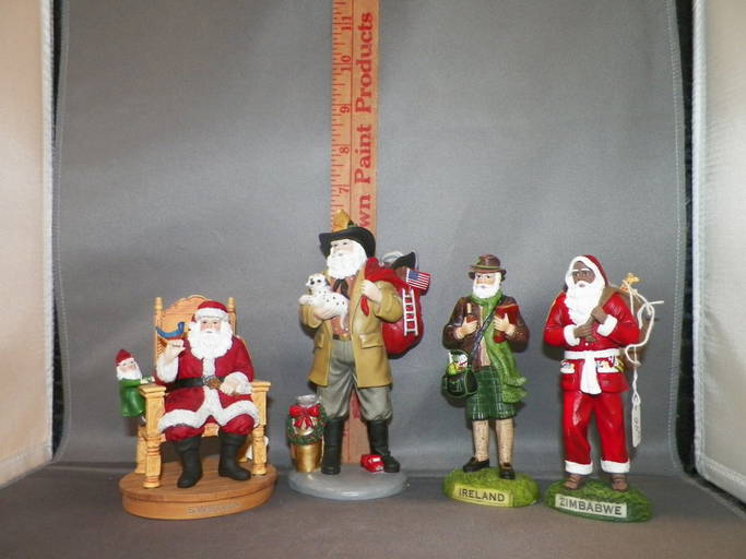 Four (4) Pipka Santas