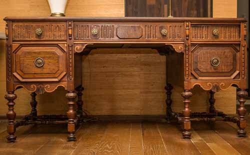 Revell Antique Walnut Desk - Nov 09, 2013 | Neale and Sons in CA
