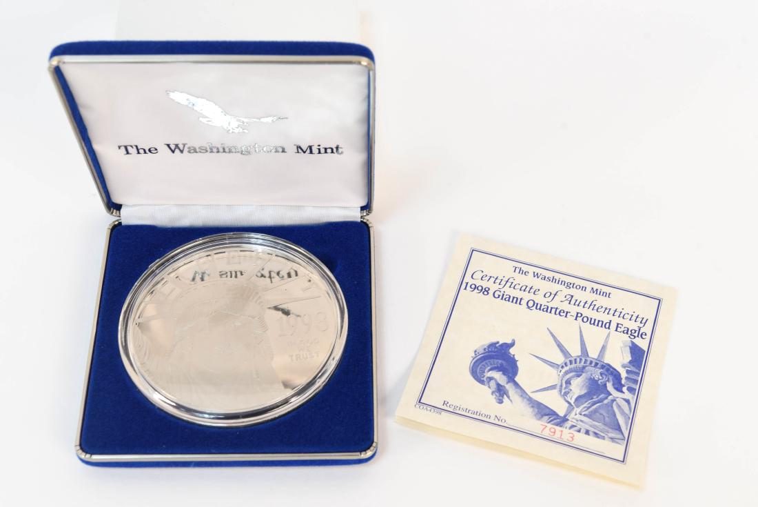 1998 Giant Quarter Pound Eagle Coin 7913