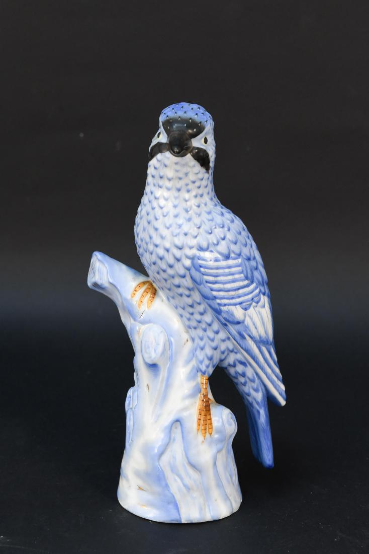 Westport Auction - ESTATE ANTIQUE FINE ART FURNITURE PORCELAIN