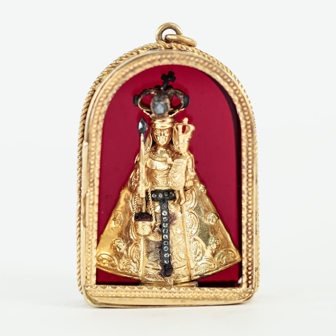 19TH C. SPANISH COLONIAL GOLD AND DIAMOND PENDANT