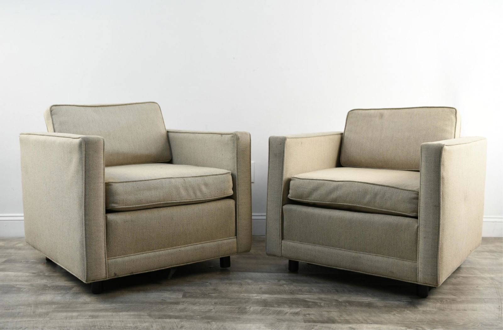 PAIR OF JENS RISOM LOUNGE CHAIRS - Jan 07, 2020 | Westport Auction in CT