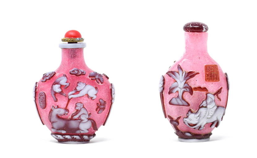 (2) Chinese Peking Glass Snuff Bottles