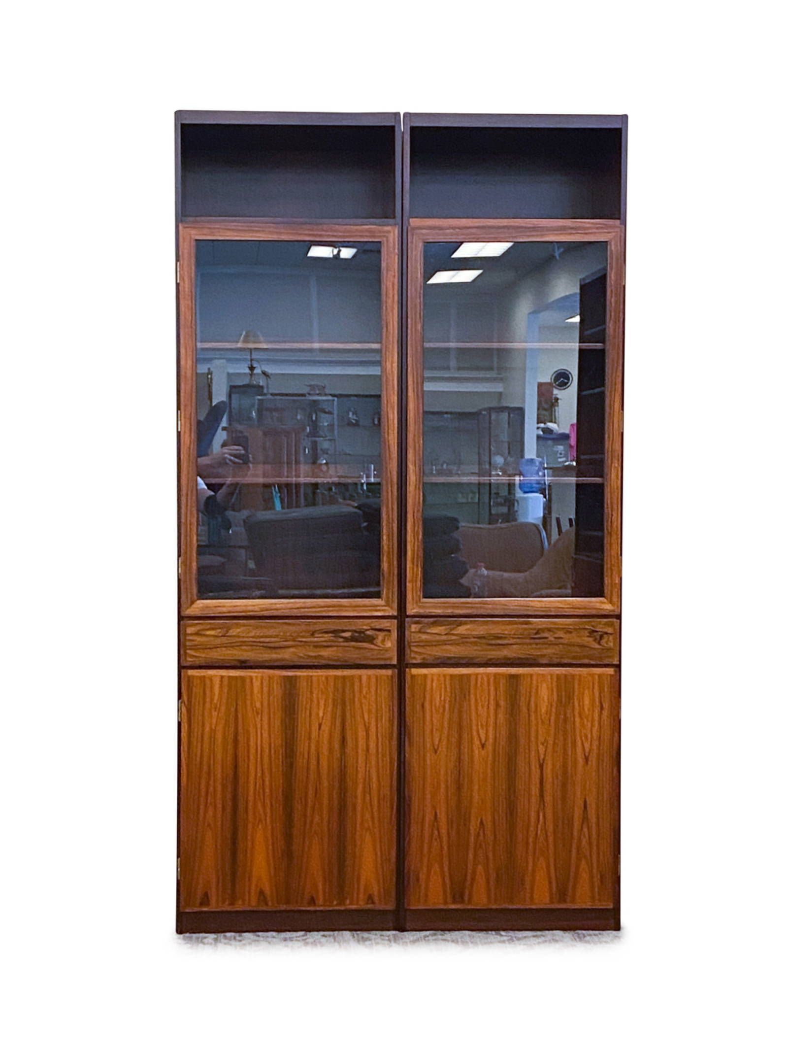Omann Jun "scan-flex" Modular Rosewood Cabinets Auction
