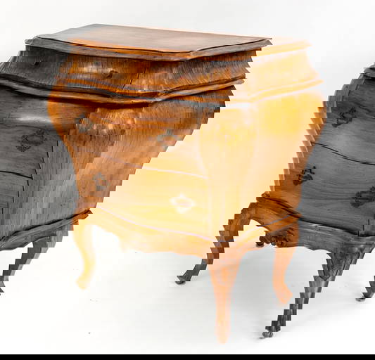 Small Bombe Style Chest