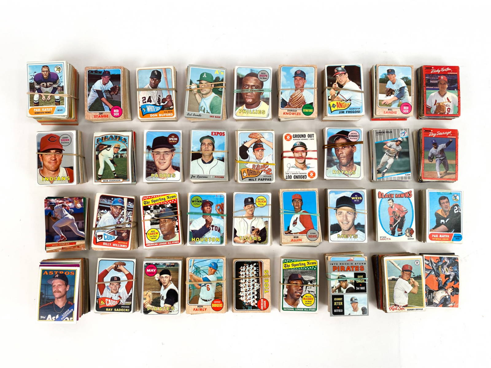 Large Collection Of Baseball Sports Cards Auction