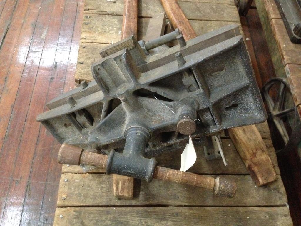 Oliver Pattern Makers Vise