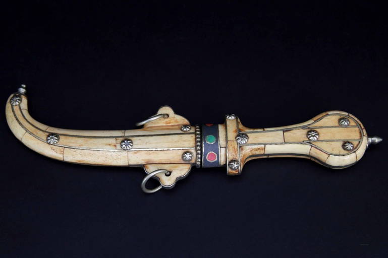 Ivory Seathed & Brass Inlaid Asian Dagger