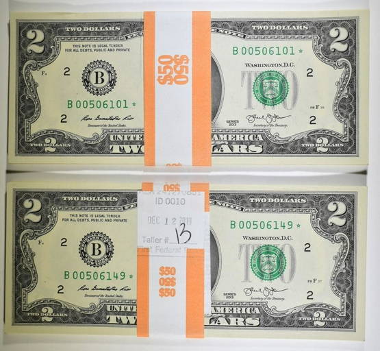 2 Packs 25 $2.00 Star Notes Each Pack Consec