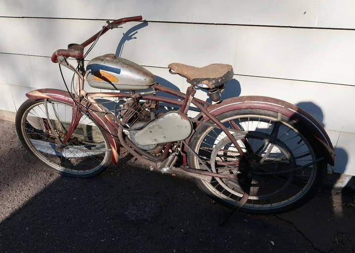 1940's Whizzer Bike Road Master