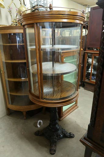 Rare Round Oak Revolving Showcase on Iron Stand - Jan 01, 2022 | Danny ...