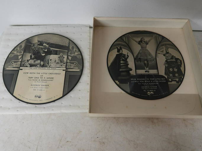 Scarce 78 RPM Picture Discs of Alice in Wonderland (#0370) on Oct 23 ...
