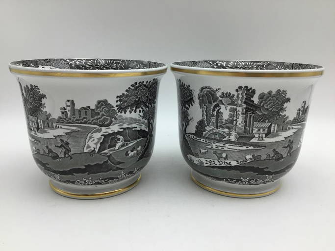 Pair Spode Planters - Sep 10, 2019 | Tom Hall Auctions Inc. in PA