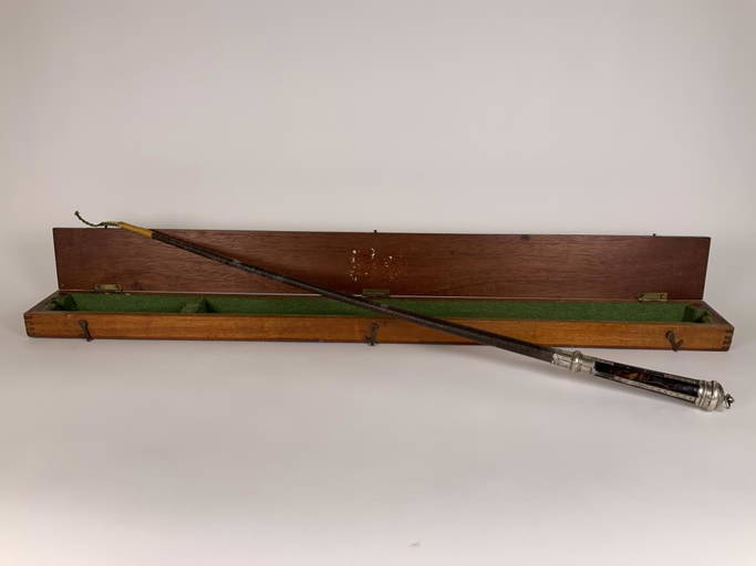 Antique silver and leather riding crop in fitted wooden - Mar 23, 2021 ...