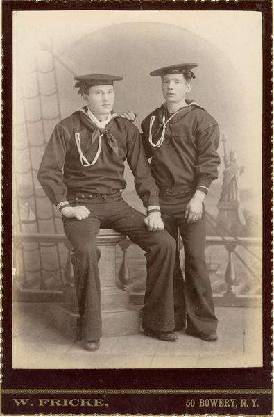 0172: EARLY 1890S NAVY SAILORS CABINET PHOTO
