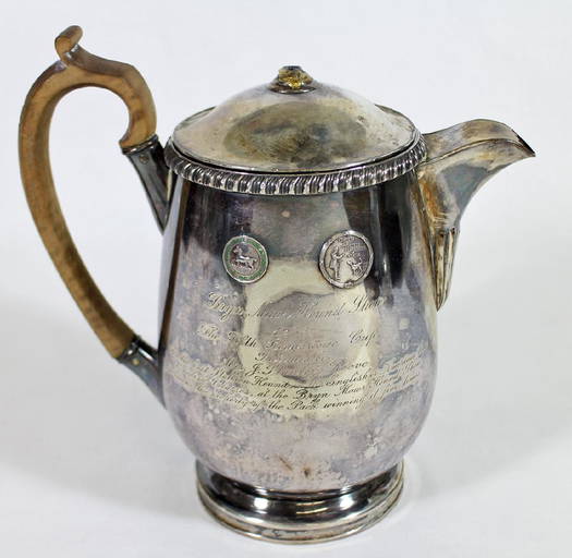 1938 Bryn Mawr Hound Show Trophy Pot