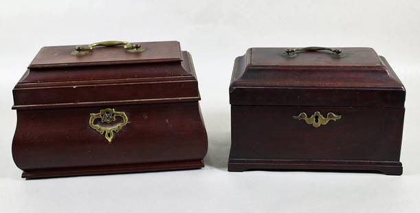 Cw Colonial Williamsburg Mahogany Tea Caddy