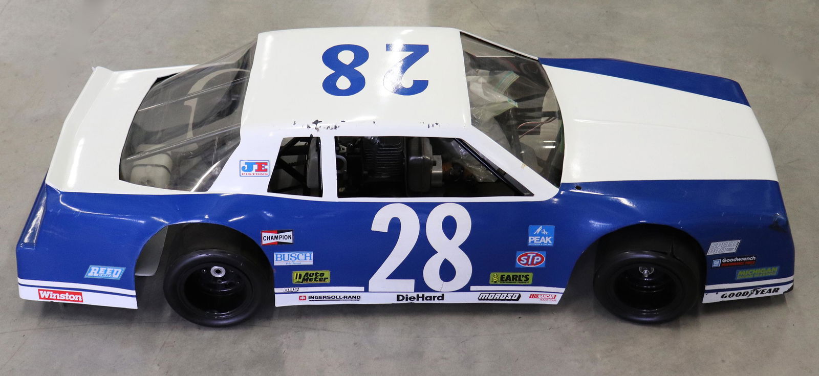 1/4 Large Scale Rc Gas Engine Race Car #28