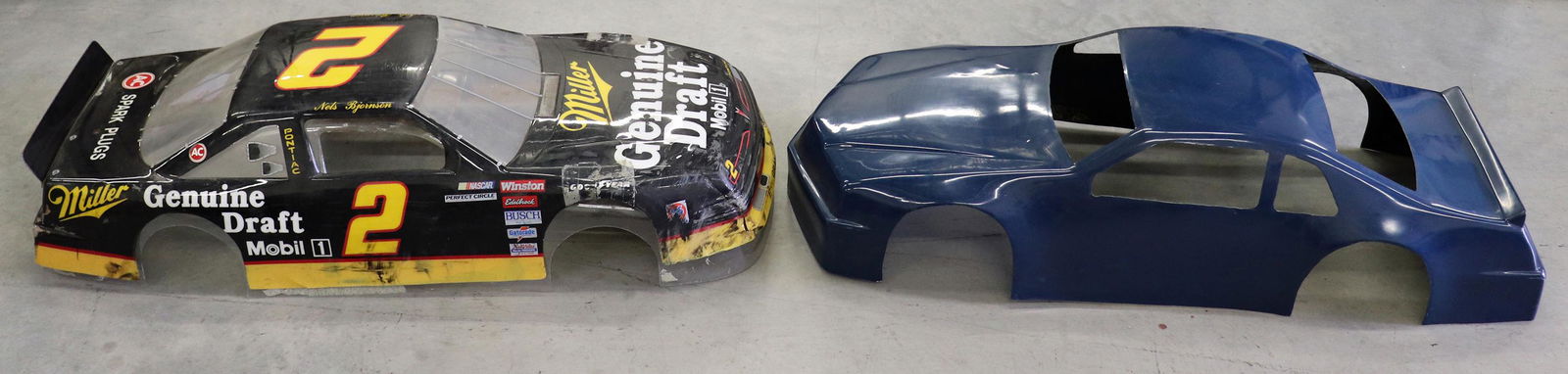 (2) 1/4 Scale Rc Racing Car Body Parts