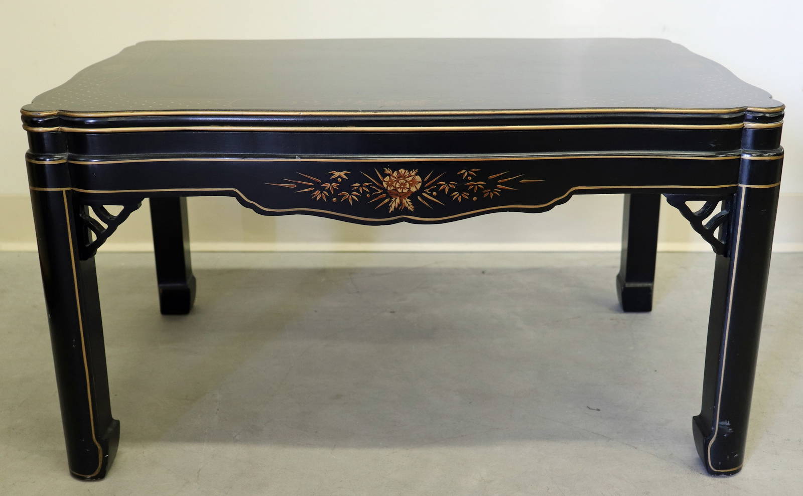 Kindel Chinoiserie Table Auction