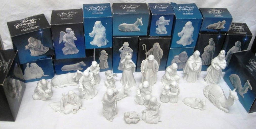 Vintage 1980's Avon Nativity Set With Boxes