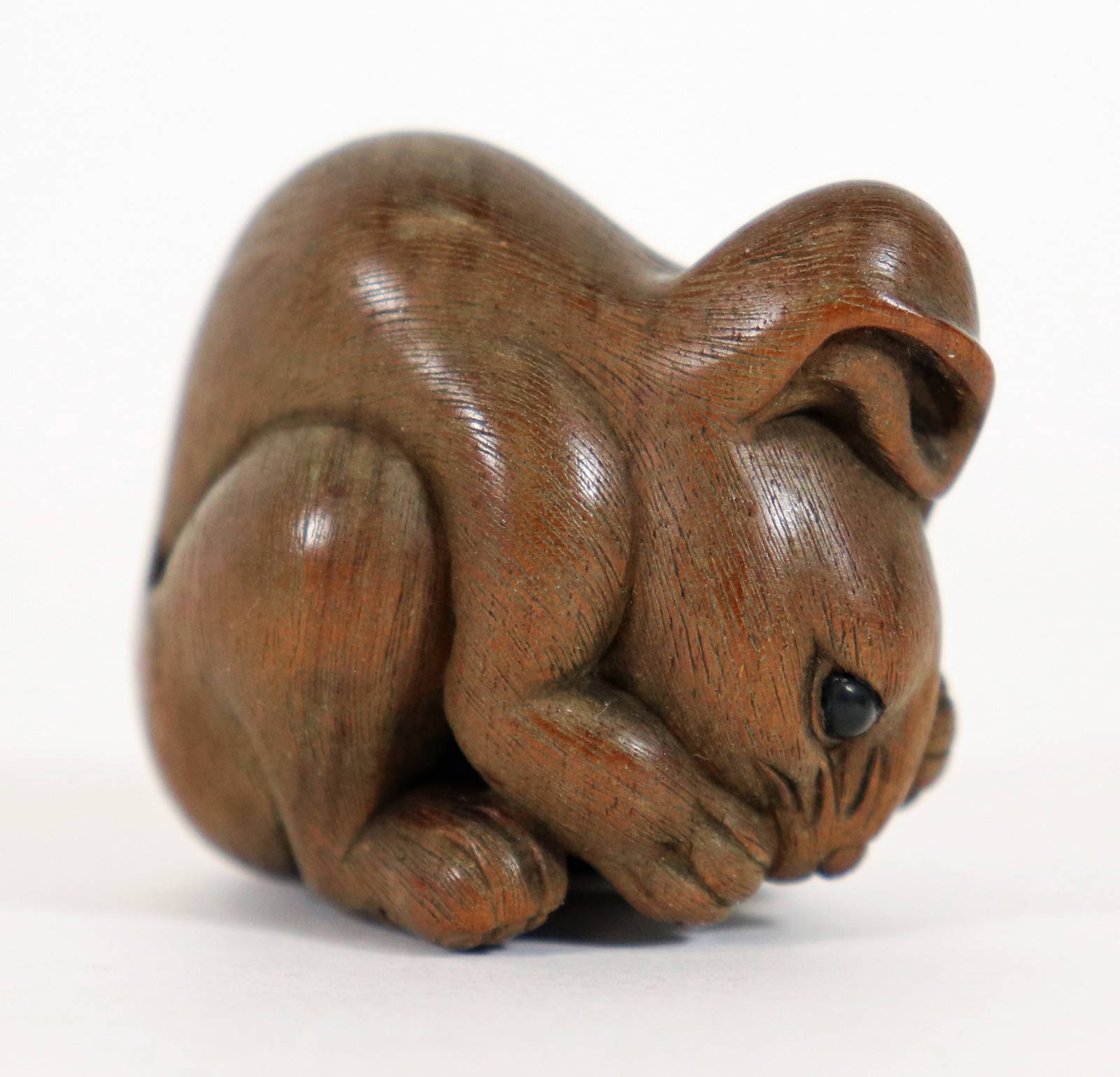 Japanese Signed Wood Rabbit Netsuke - Jul 26, 2025 | Vero Beach Auction ...