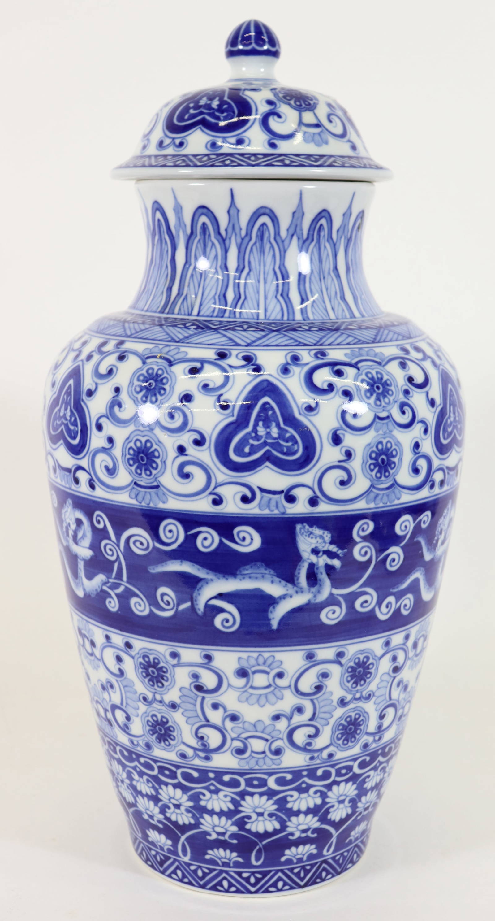Blue & White Porcelain Temple Jar Auction