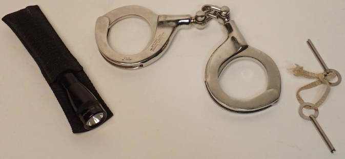Vintage H&r Arms Company Hand Cuffs And Maglite
