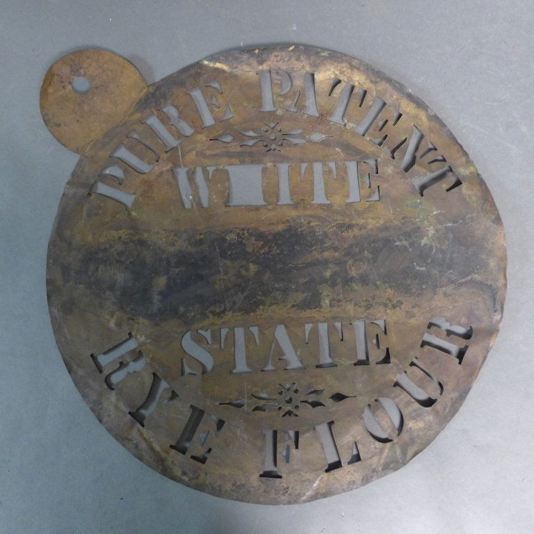 Antique Brass Barrel Stencil