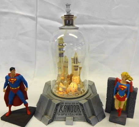 Superman "Bottle City of Kandor", DC Direct Statue