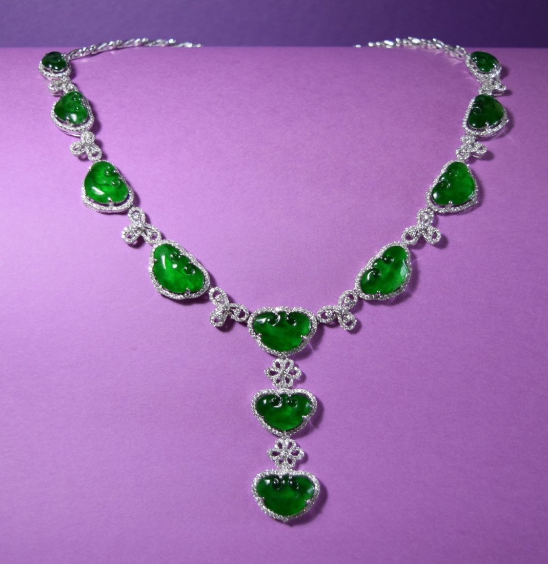 A Stunning Emerald Green Jadeite Jade Diamond Necklace