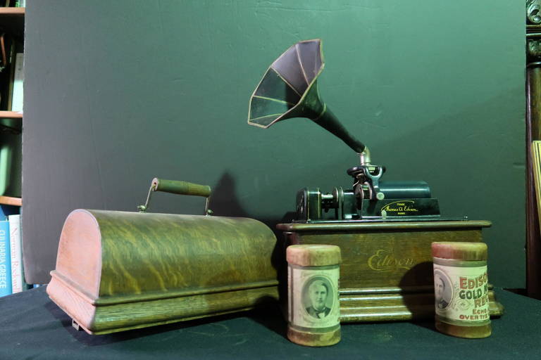 Thomas Edison Cylinder Phonograph With Horn 1899