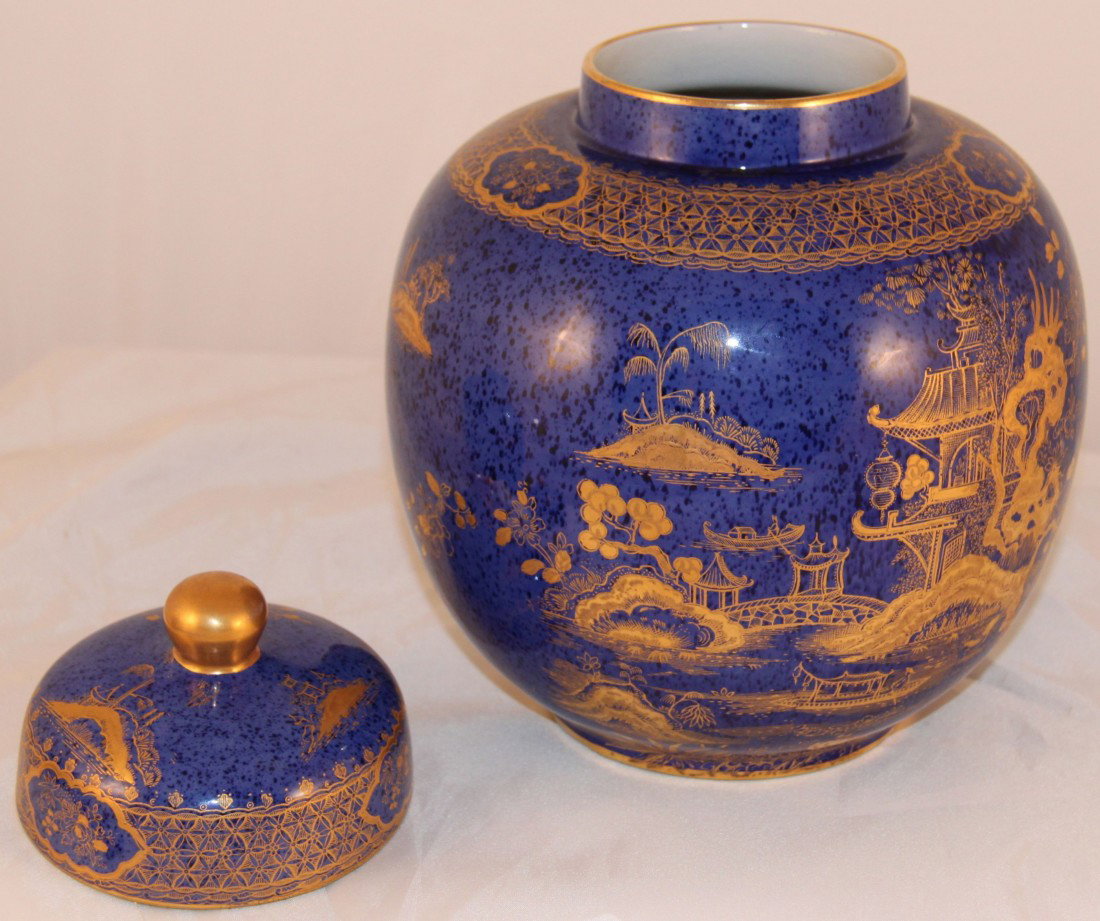 17:Antique 1930's Stoke on Trent/Wilton Ware Ginger jar
