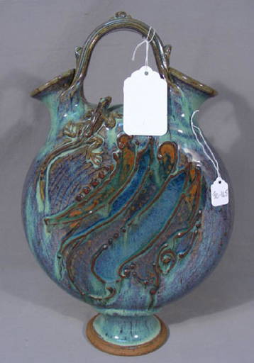 Fine Quality Pottery Vase With Applied Lizards