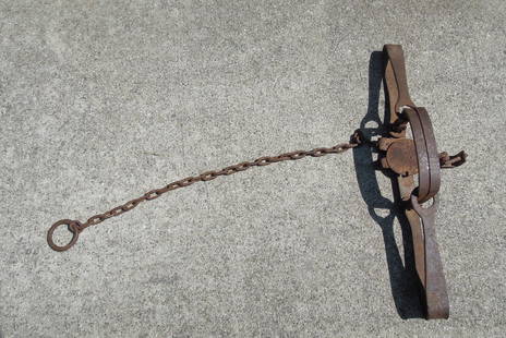 Vintage Bear Trap