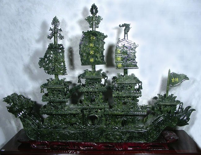 Large Outstanding Chinese Hand Carved Jade Dragon Boat