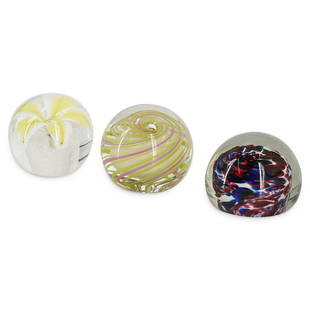 (3pc) Art Glass Paperweight Collection
